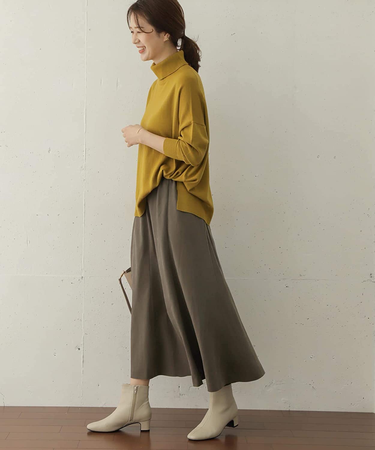 フレアスカートのおすすめ19選。着まわしやすいアイテムを長さごとにご紹介