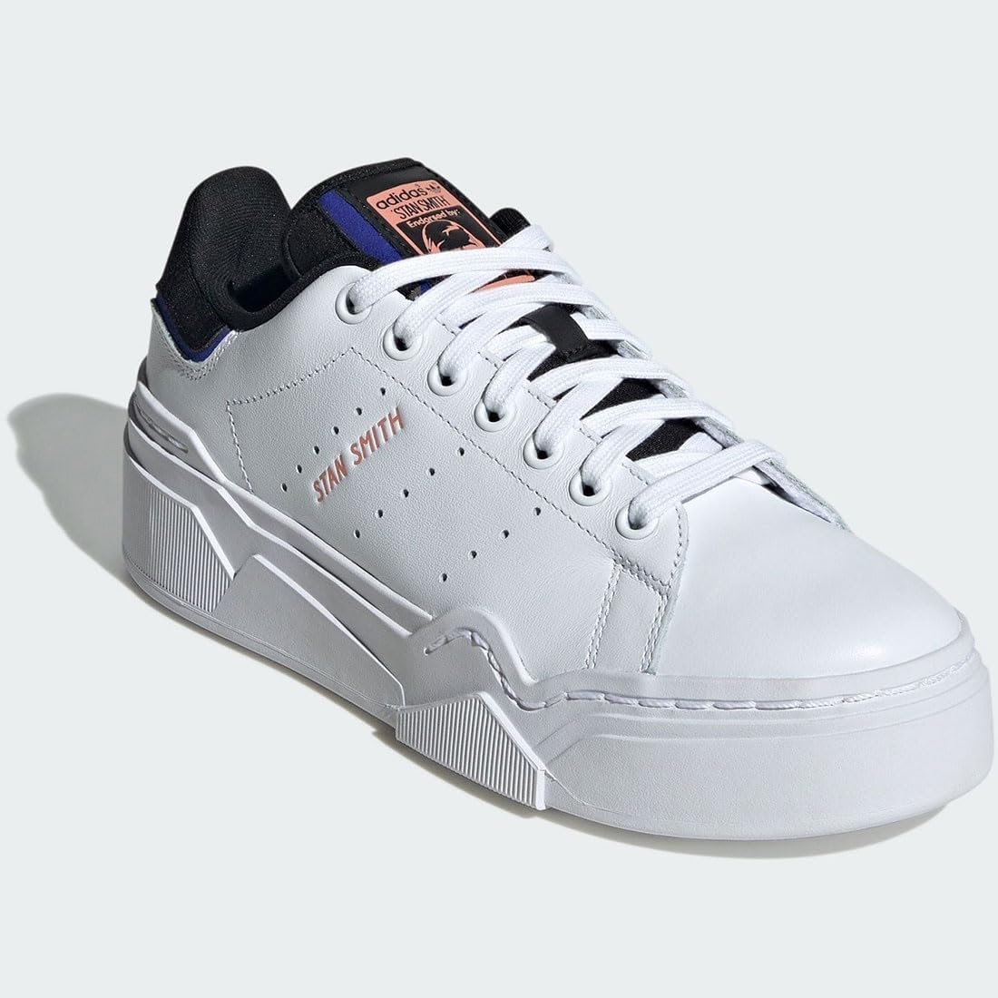 スタンスミスのおすすめモデル20選。おしゃれなコーデもご紹介