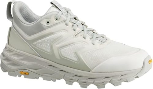 ハイキングシューズのおすすめ14選。登山やアウトドアにぴったりのアイテムをご紹介